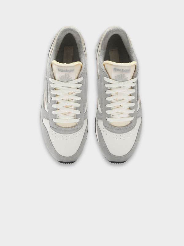 Reebok Classic Leather Chalk/Grey 3/Moonstone | Glue Store