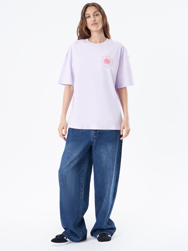 Deus Swing It Low Tee Orchid Hush | Glue Store