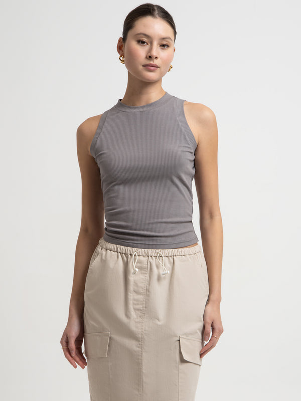 Raef the label Adler Tank in Dark Steel Grey Dark steel | Glue Store