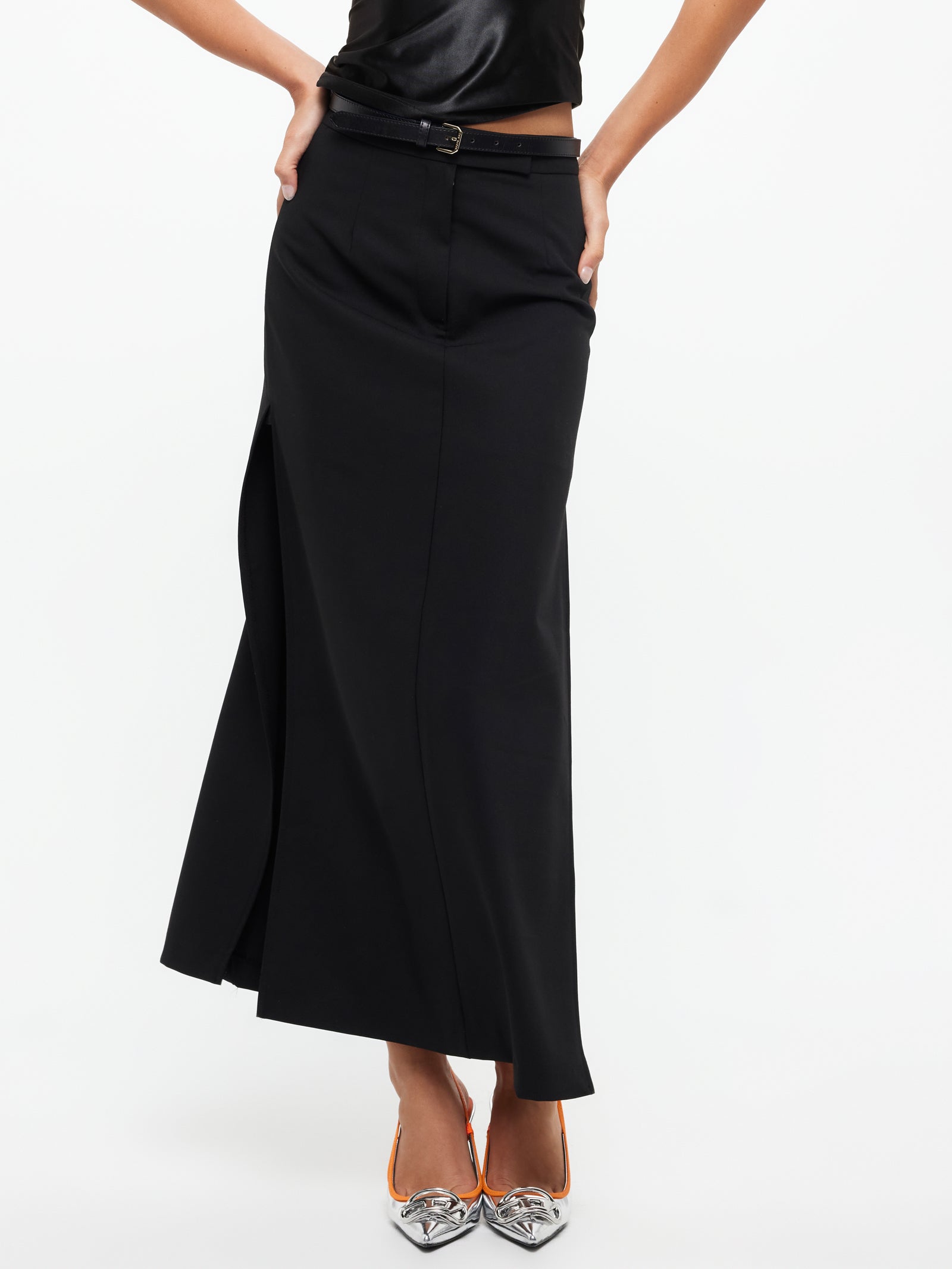 Lioness Minimalist Maxi Skirt in Onyx Onyx | Glue Store