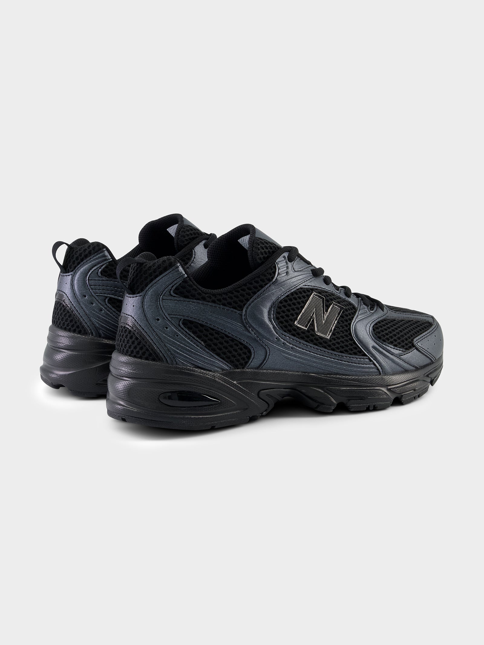 Step Up Your Sneaker Game with New Balance Page 14 - Glue Store