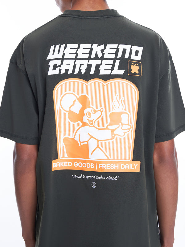 Weekend Cartel Baked Good Tee Washed Black | Glue Store