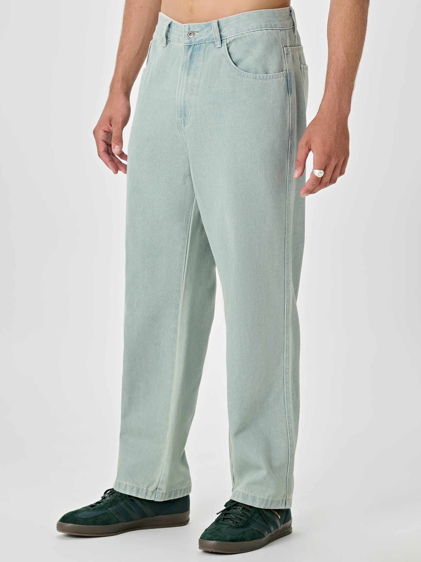 Xlarge Bull Denim 91 Jeans in Dirty Bleach Dirty bleach | Glue Store