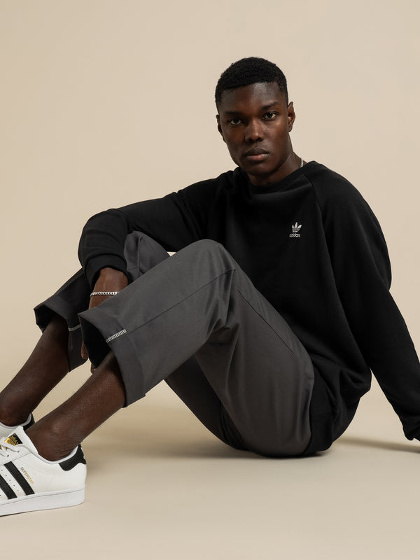 Adidas Essentials Crew Black | Glue Store