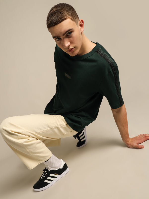 Adidas RYV Logo T-Shirt in Dark Green Dark green | Glue Store