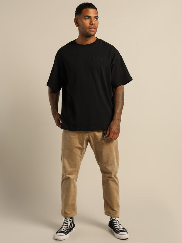 Deus Deus Records All Caps T-Shirt Black | Glue Store