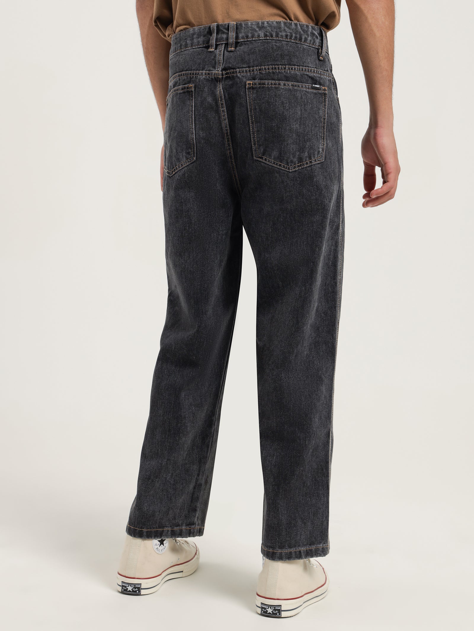 Xlarge Bull Denim 91 Jeans in Black Black | Glue Store