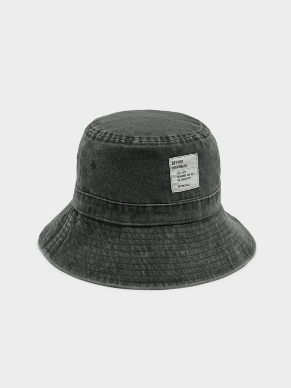 Beyond her Originals Bucket Hat in Black Washed black | Glue Store