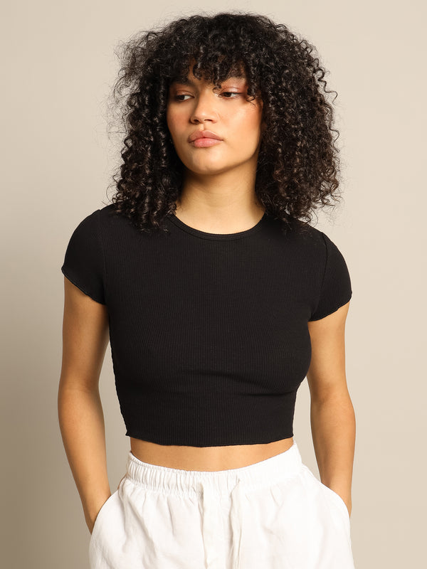 Women's Cropped Tops | 4hr Click & Collect Or Free* Delivery - Glue Store